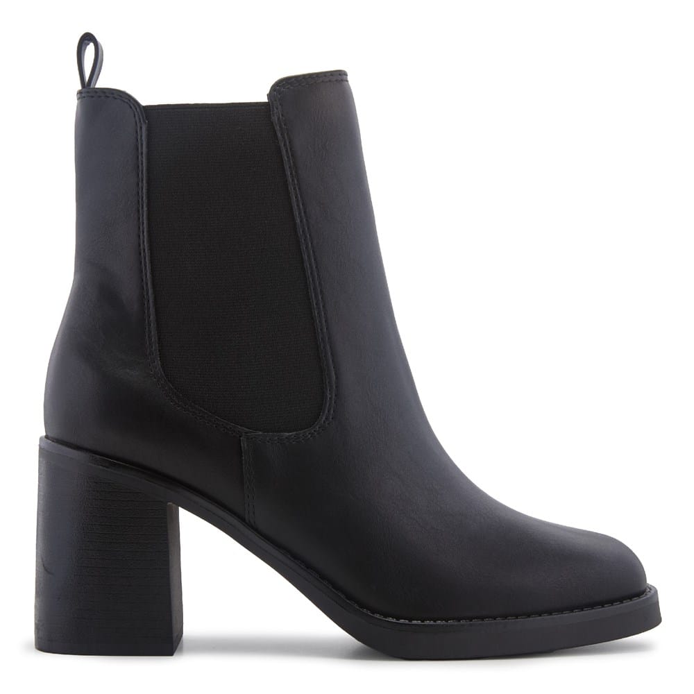 Chelsea Steve Madden Kennedy Bootie Tea Kettle Steve Madden Amulet ...